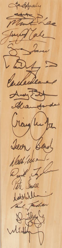QUEENSLAND'S FIRST SHEFFIELD SHIELD, full size Gabba Cricket Bat signed ...