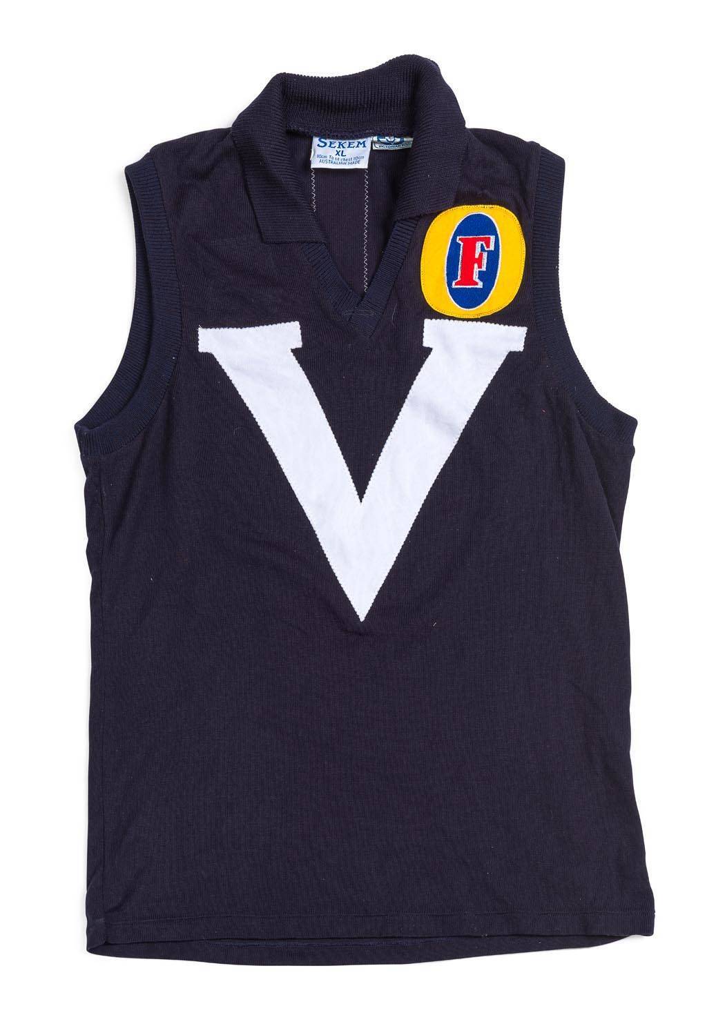 GREG WILLIAMS' VICTORIA BIG V JUMPER, Fosters logo, number 1 , captain ...
