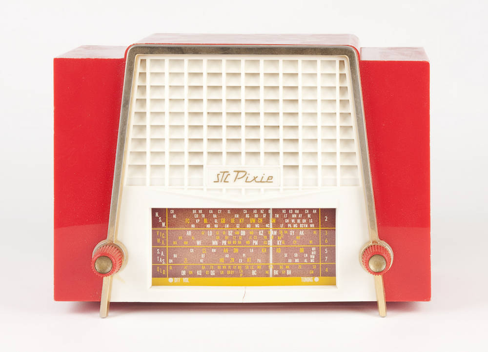 STC PIXIE: 1950's vintage mantle radios (red and grey).