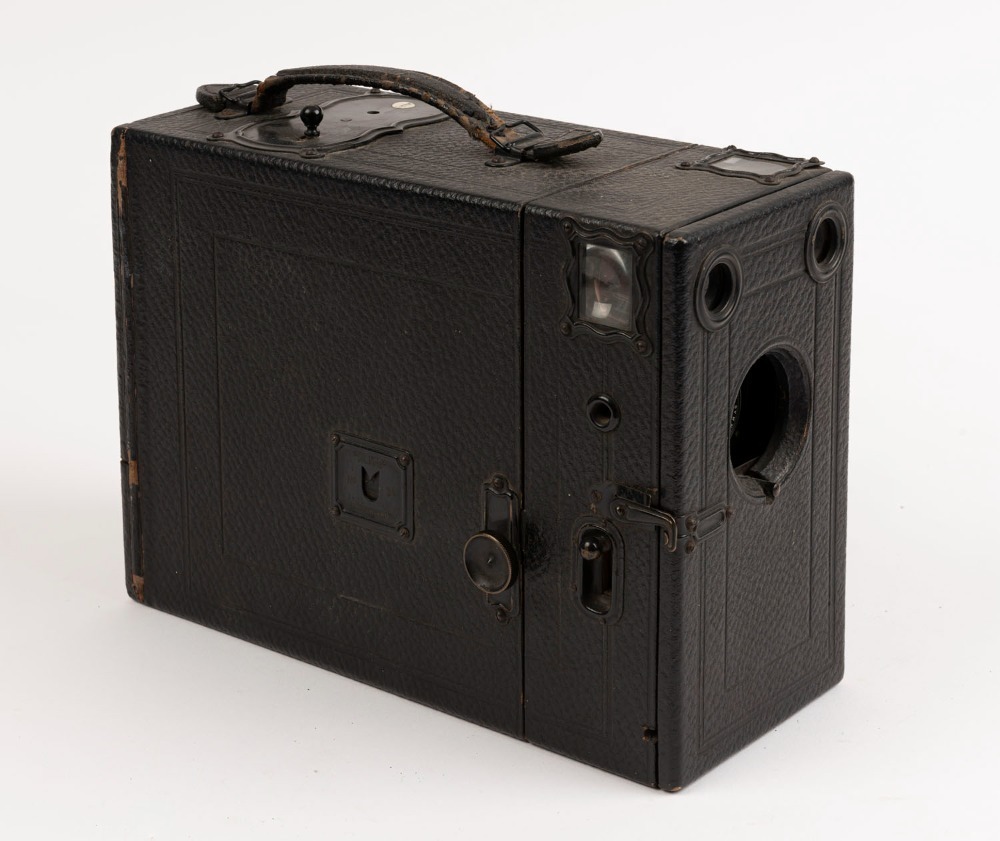 Houghtons Ltd. (London): Klito No.3A falling plate box camera, circa ...