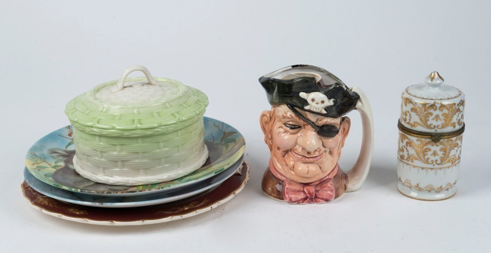 Assorted porcelain ornaments, character jugs, German figures Limoges ...