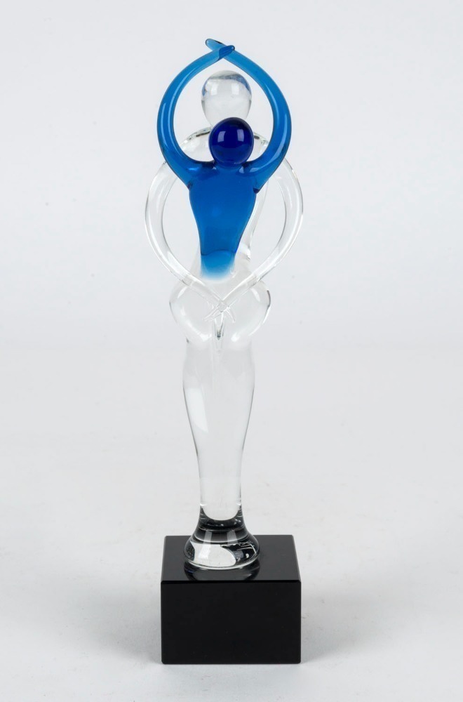 Blue and clear Murano glass statue on black glass plinth, 21cm high