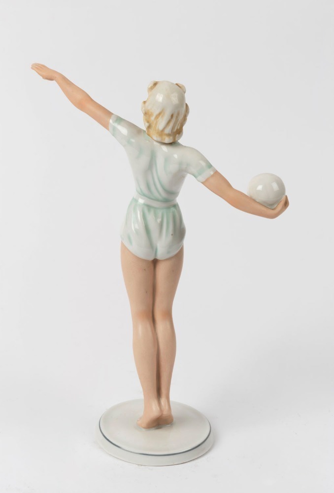 SCHAUBACH KUNST German Art Deco porcelain statue of a female volleyball ...
