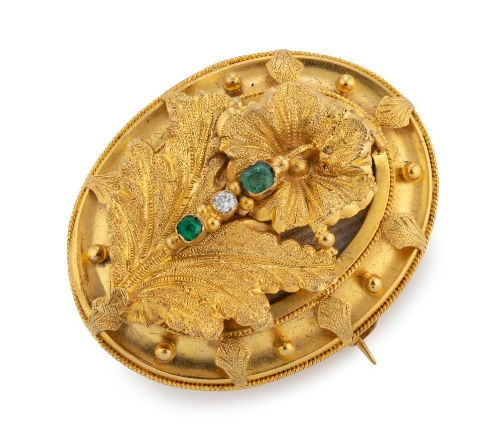 A Colonial 15ct yellow gold locket front leaf brooch, set with two ...