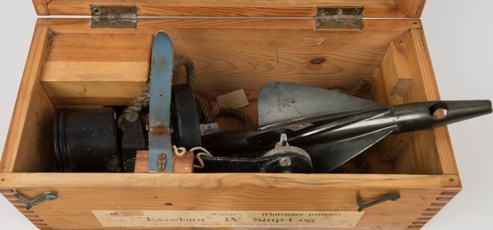 EXCELSIOR IV SHIP-LOG boxed nautical instrument with instructions, 20th ...