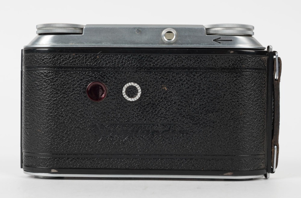 VOIGTLÄNDER: 1951 Bessa II vertical-folding camera, fine-line ...