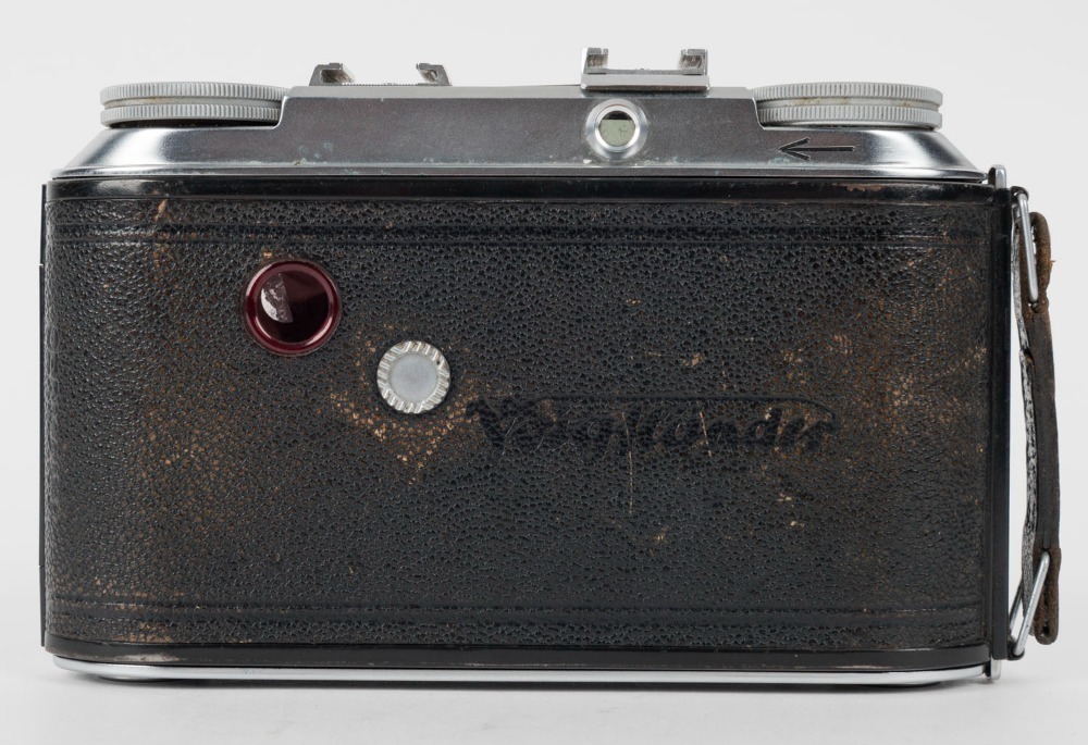 VOIGTLÄNDER: 1951 Bessa II rangefinder camera, with Color-Heliar 105mm ...