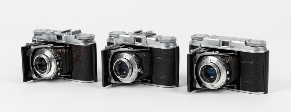VOIGTLÄNDER: Three circa 1950s Vito II rangefinder cameras with Color ...