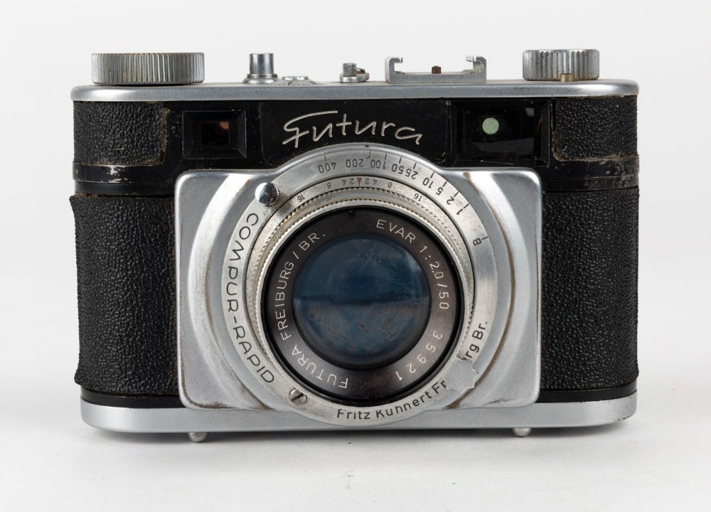FUTURA KAMERAWERK: Futura Standard rangefinder camera, circa 1950, with ...