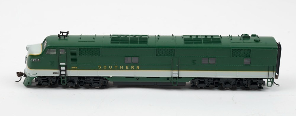 HO SCALE MODEL RAILWAYS: BROADWAY LIMITED: Pennsy GG1 Electric ...