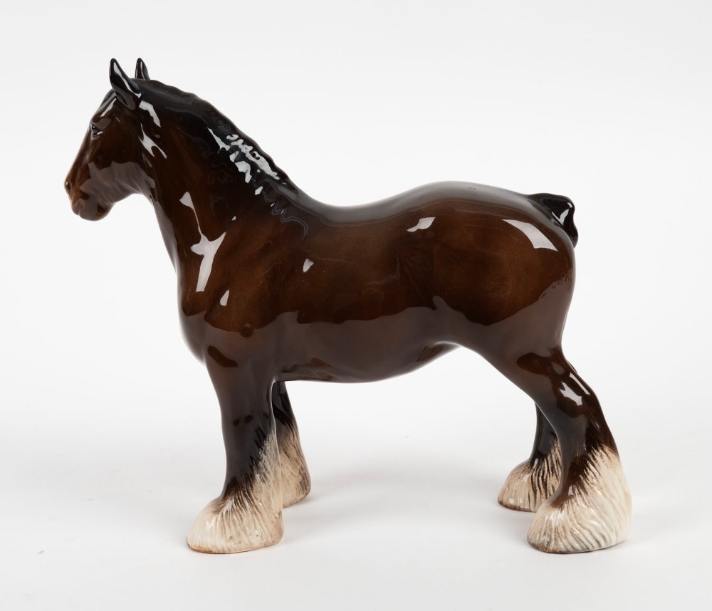 BESWICK Shire Horse English porcelain statue, circular black factory ...