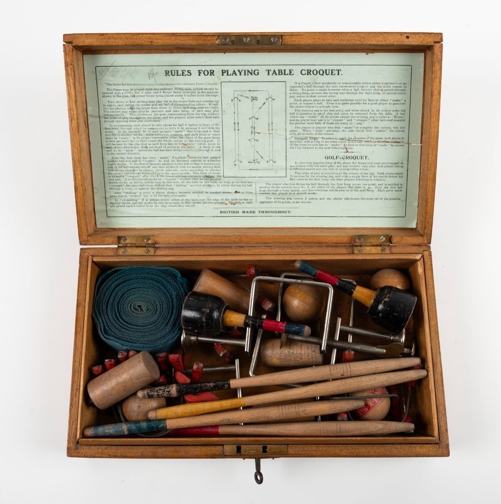 TABLE CROQUET vintage set in timber case, British made with lithograph ...