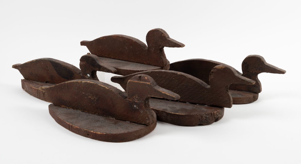 DECOY DUCKS Group Of Five Folk Art Examples 20th Century The Largest DECOY DUCKS Group Of Five Folk Art Examples 20th Century The Largest