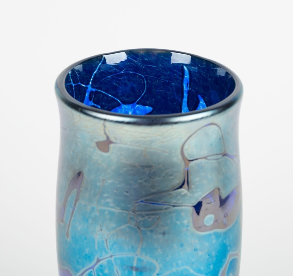 PAULINE DELANEY Australian iridescent blue art glass vase, engraved ...
