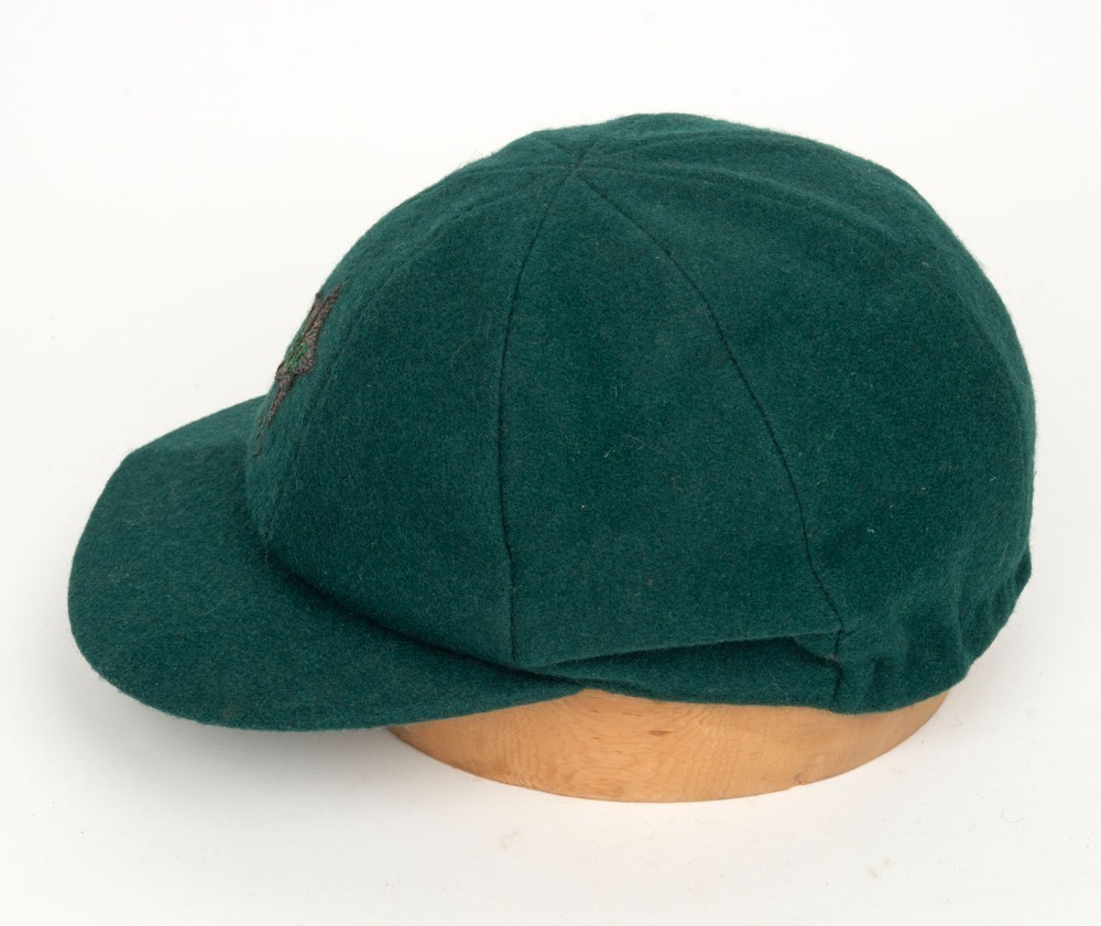 WASIM RAJA'S PAKISTAN TEST TEAM CRICKET CAP, with the Pakistan five ...