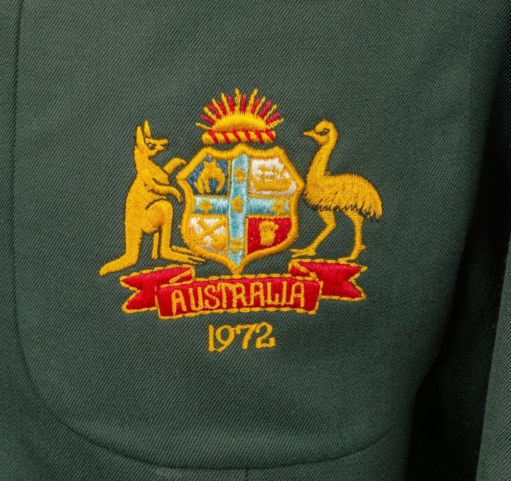 DOUG WALTERS' 1972 AUSTRALIAN TEST TEAM BLAZER in green light-weight ...