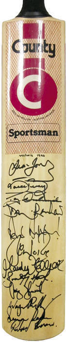 1994 VICTORIAN TEAM, full size County Cricket Bat with 12 signatures ...